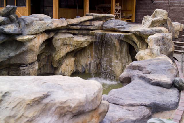 Artificial pond and architectural concrete waterfall — VII MIRACULA